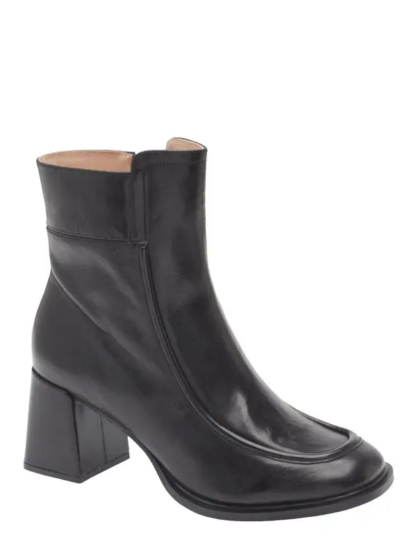CHOCOLAT BLU Haru Bootie - Black Leather