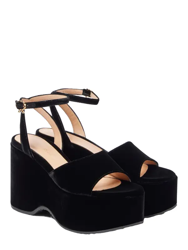 GIANVITO ROSSI Velvet Wedge Sandals - Black