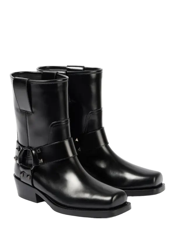 Valentino Garavani Rockstud Leather Biker Boots - Black