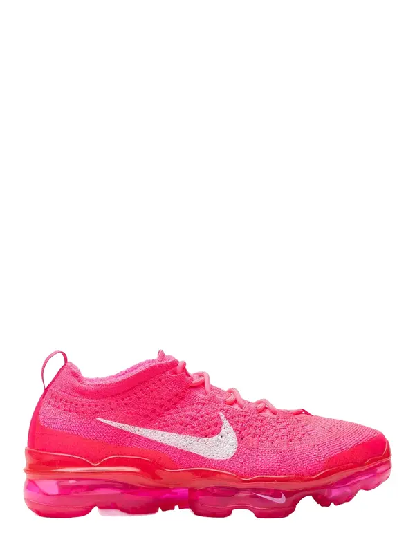 Nike Flyknit Sneakers - Pink