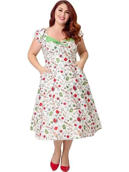 Unique Vintage 1950s Sweetheart Swing Dress - White W/kitchen Print