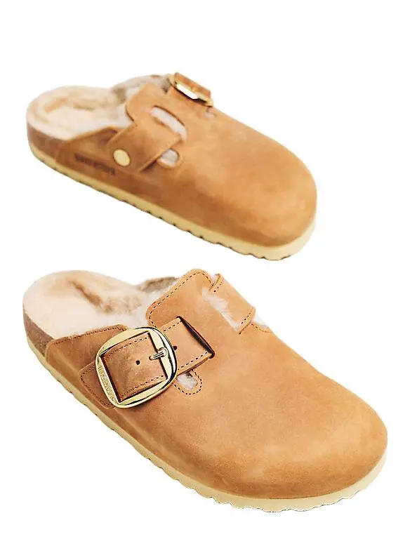 BIRKENSTOCK Boston Big Buckle Shearling Clogs - Cognac