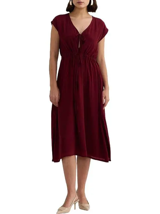 REISTOR Deep V-neck Gathered Midi Dress With Tie Detail - Burgundy