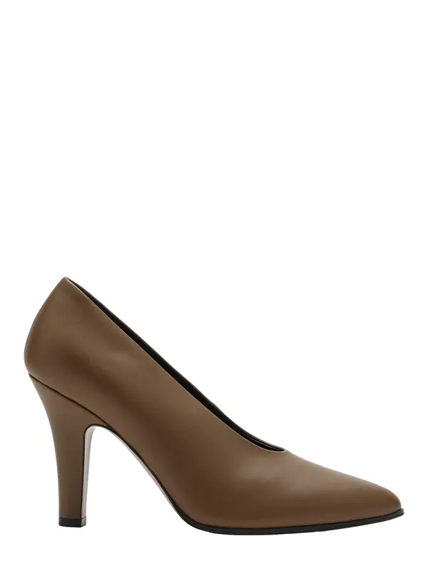 THE ROW Décolleté Pumps - Beige