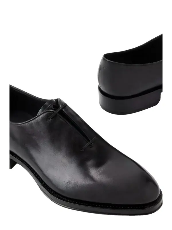 FERRAGAMO Polished Leather Oxford Shoes - Black