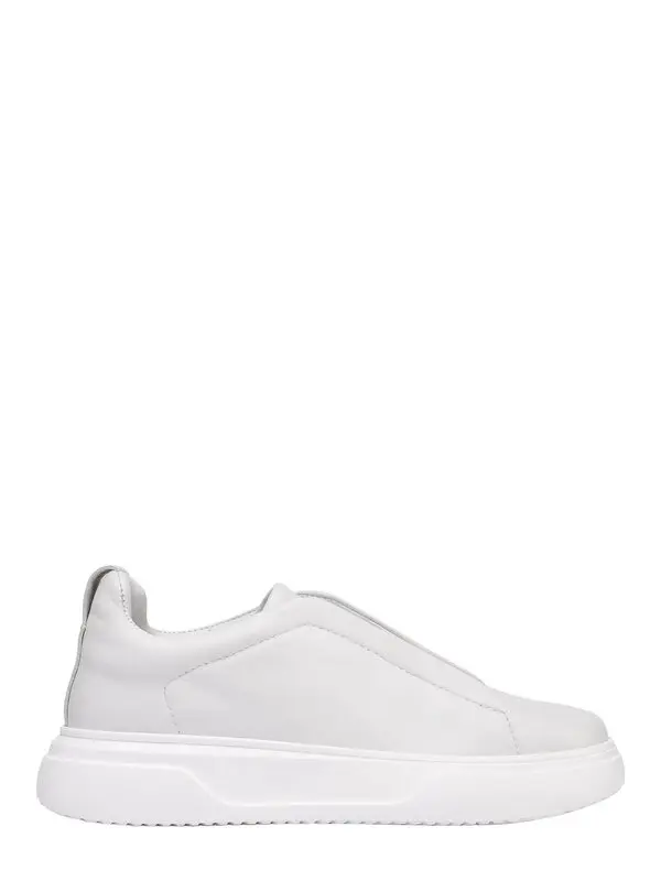 J/SLIDES NYC Finn Leather Sneakers - White