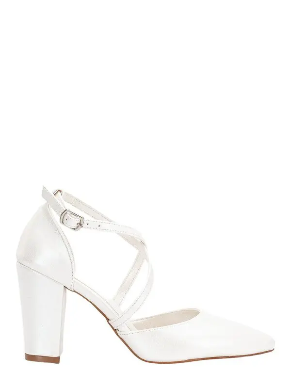FOREVER & ALWAYS SHOES Sina Criss Cross Block Heels - Ivory