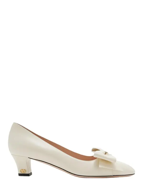 Valentino Garavani Leather Pumps - Ivory