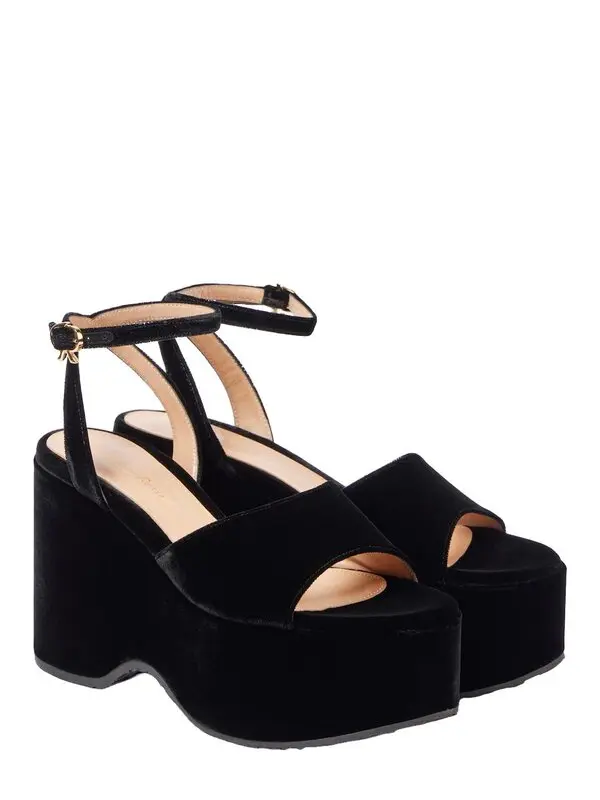 GIANVITO ROSSI Velvet Platform Wedge Sandals With Buckle Fastening - Black