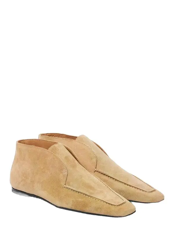 TOTEME Desert Suede Boots - Beige