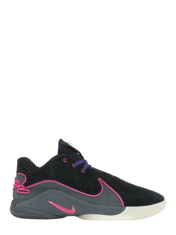 Nike Lebron 22 Light Sneakers - Black/laser Fuchsia/dark Grey