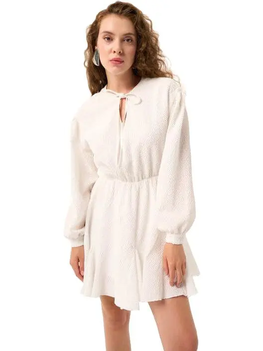 MIZALLE Collar Tied Smocked Dress - Ecru