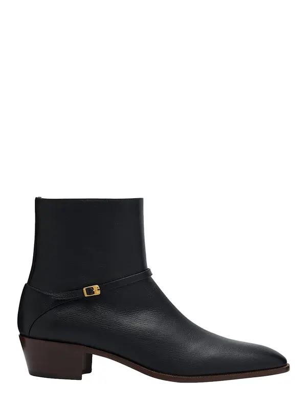 Valentino Garavani Leather Booties - Black