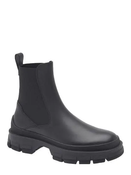 Moncler Hevea Lug Sole Chelsea Boot - Black