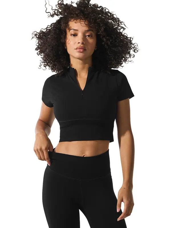 Alo Yoga Seamless Plush Cropped Short Sleeve Top - Black