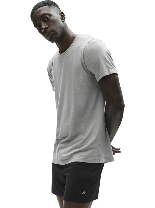 Alo Yoga Triumph T-shirt - Athletic Heather Grey