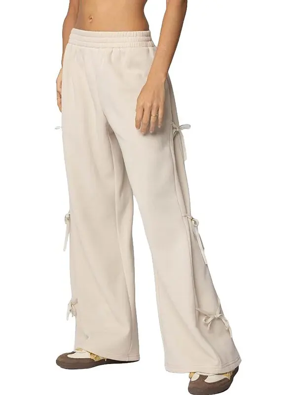 EDIKTED Claudette Baggy Ribbon Sweatpants - Cream