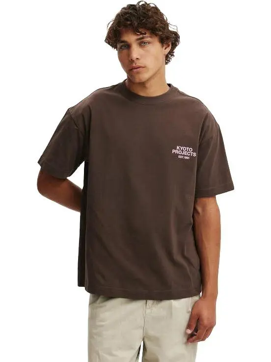 COTTON ON Box Fit Text T-shirt - Washed Chocolate Kyoto
