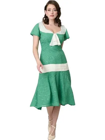 Unique Vintage 1920s Wilshire Day Dress - Green W/embroidery