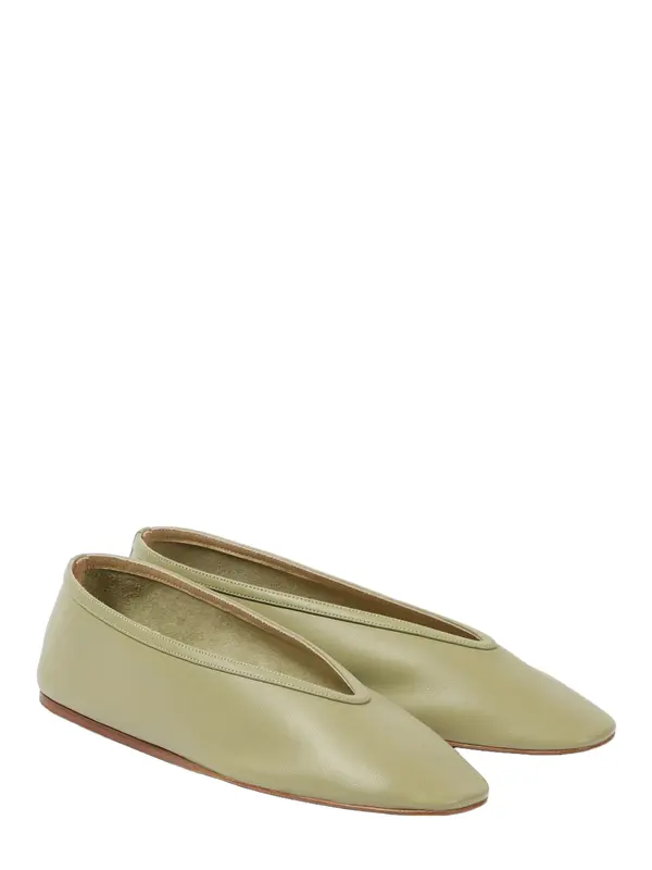 Le Monde Beryl Luna Leather Ballet Flats - Green