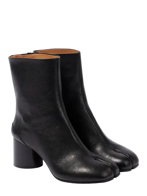 MAISON MARGIELA Tabi 60 Leather Ankle Boots - Black