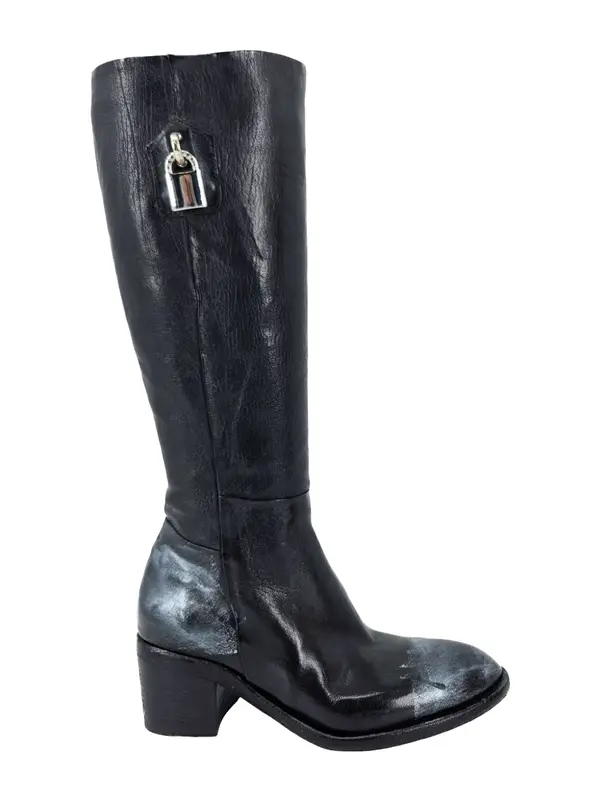 MADISON.MAISON Lock Boots - Black