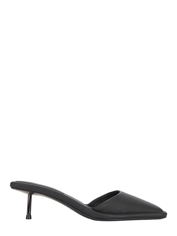 ST. AGNI Soft Square Toe Heel - Black