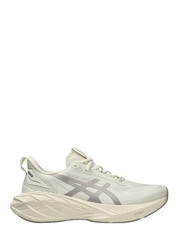 Asics Novablast 4 Lein Sneakers - Birch/moonrock