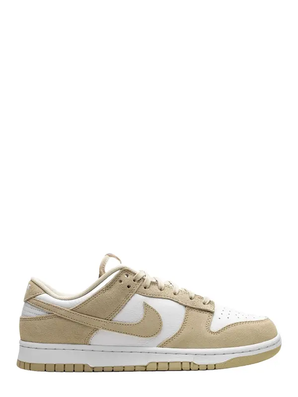 Nike Dunk Low Top Sneakers - Neutrals