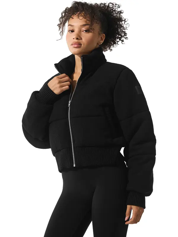 Alo Yoga Darling Sweater Puffer Top - Black