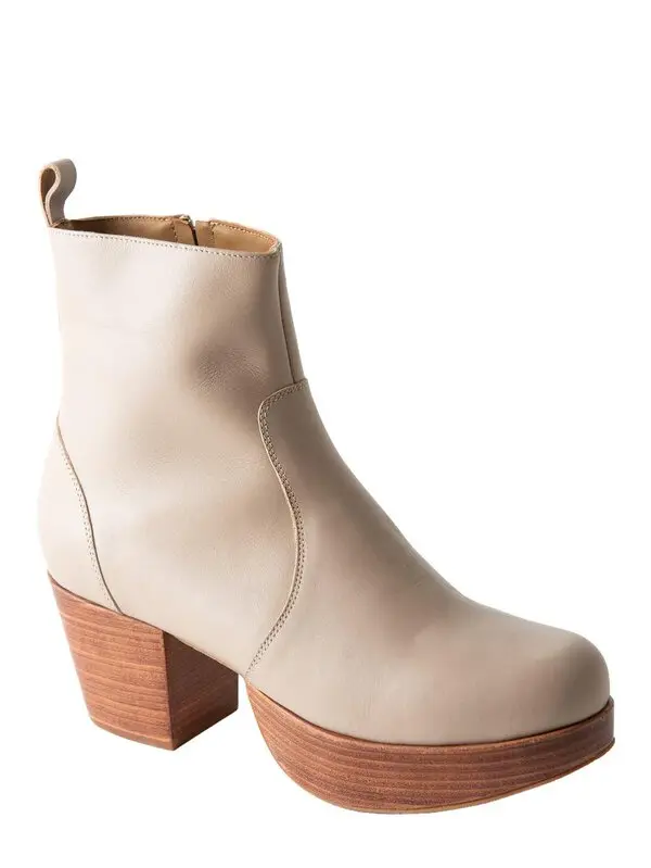 FORTRESS Charli Platform Clog Boots - Sand