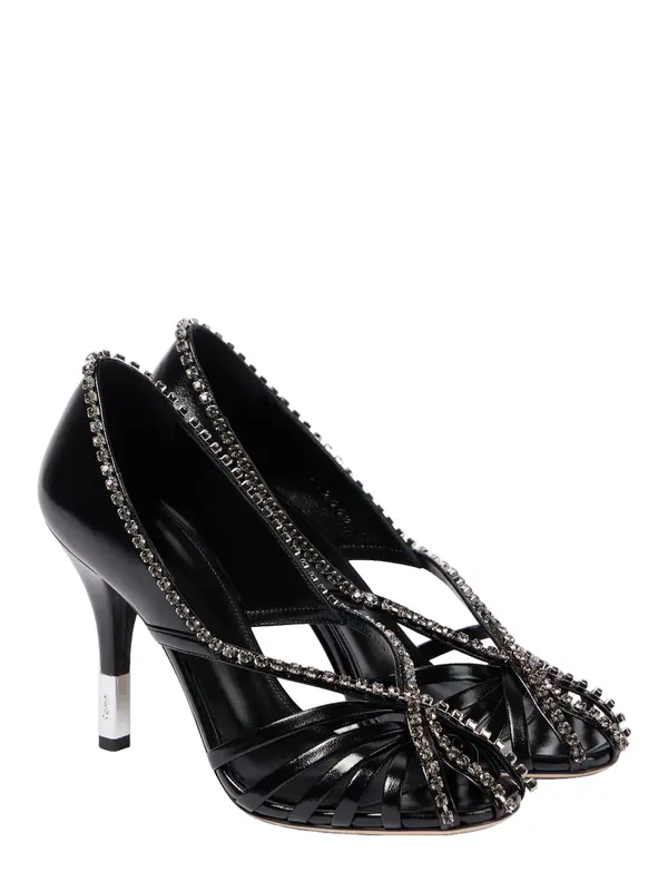 Chloé Leonie Embellished Leather Pumps - Black