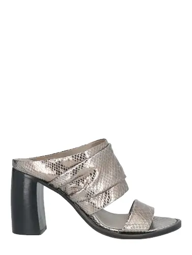 PREVENTI Leather Snakeskin Sandals - Silver