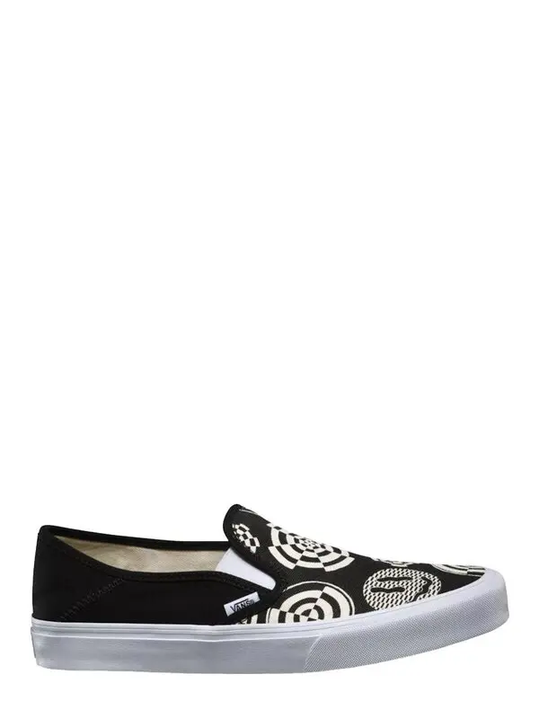 VANS Classic Slip-on Sf Sneakers - Black