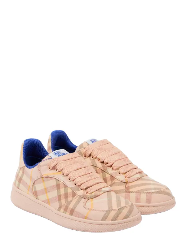 Burberry Terrace Ekd Check Sneakers - Brown