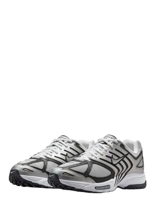 Nike Pegasus 2005 Sneakers - Metallic Silver/ White