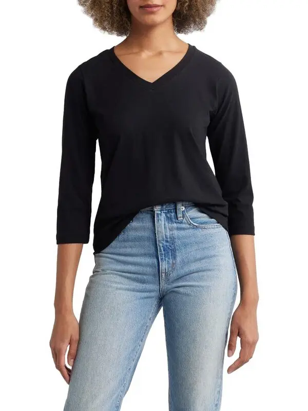 APNY Three-quarter Sleeve V-neck T-shirt - Black