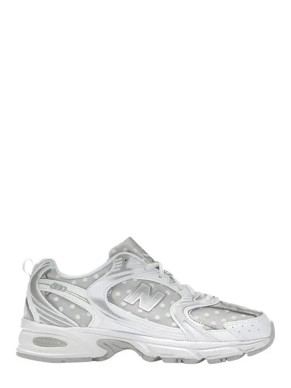 NEW BALANCE 530 Sneakers - White/silver Metallic