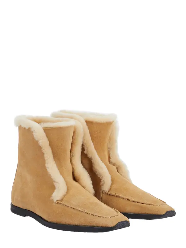 TOTEME Shearling-lined Suede Ankle Boots - Beige