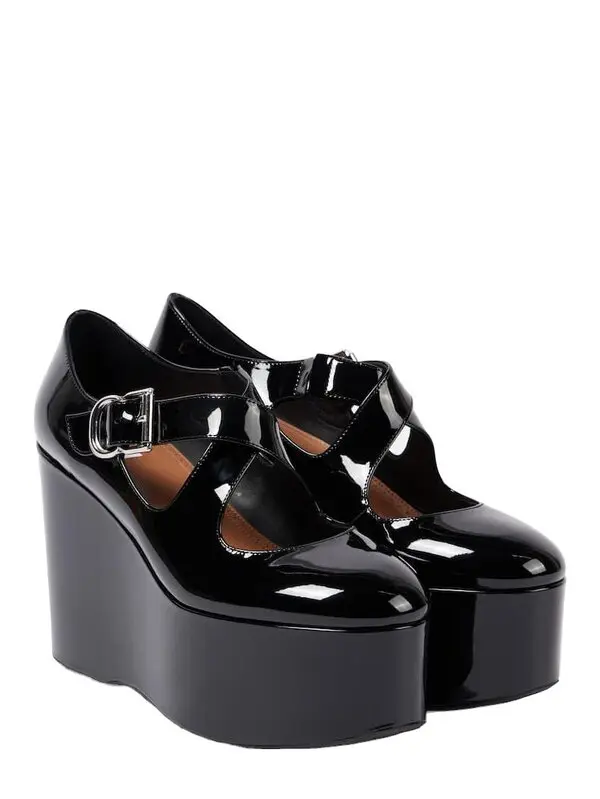 Alaïa Criss Cross Patent Leather Wedges - Black