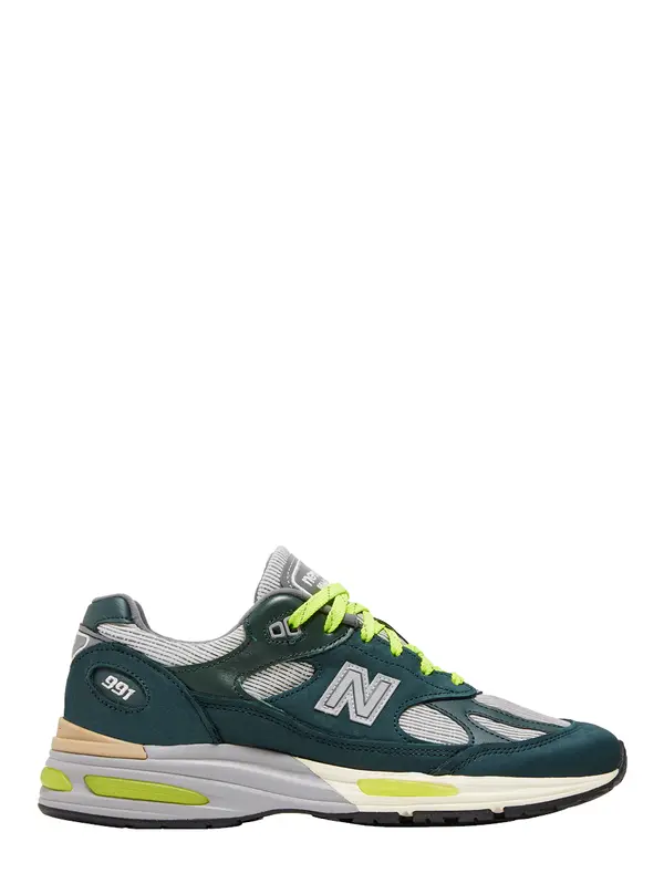 NEW BALANCE Patta X 991v2 Made In England Sneakers - Green