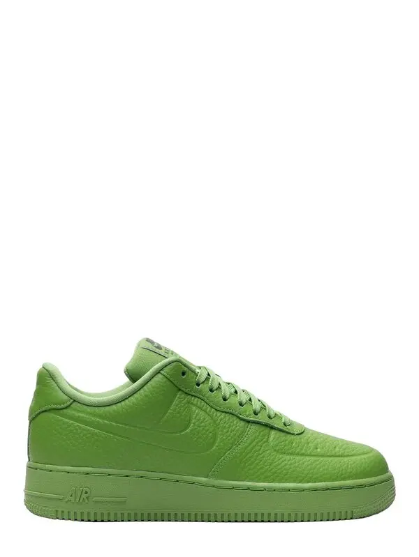 Nike Force 1 '07 Pro Tech Wp Chlorophyll/black Sneakers - Green