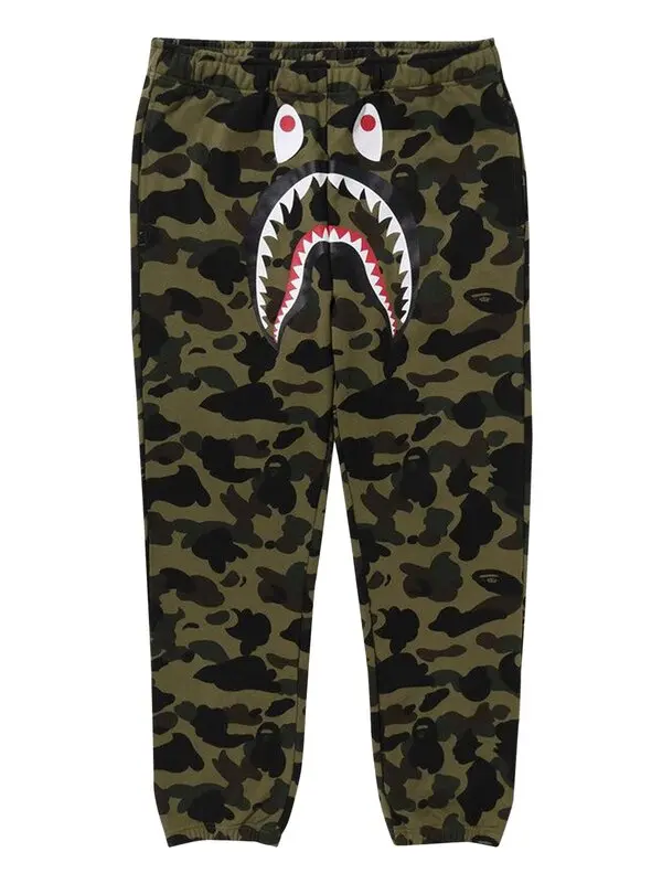 A BATHING APE 1st Camo Shark Sweatpants - Green