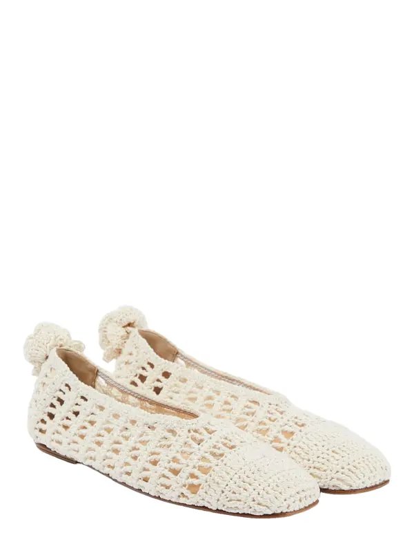Magda Butrym Floral-appliqué Crochet Ballet Flats - White