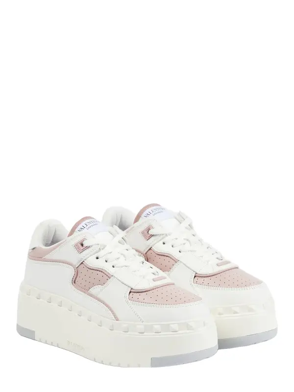 Valentino Garavani Freedots Xl Leather Platform Sneakers - White