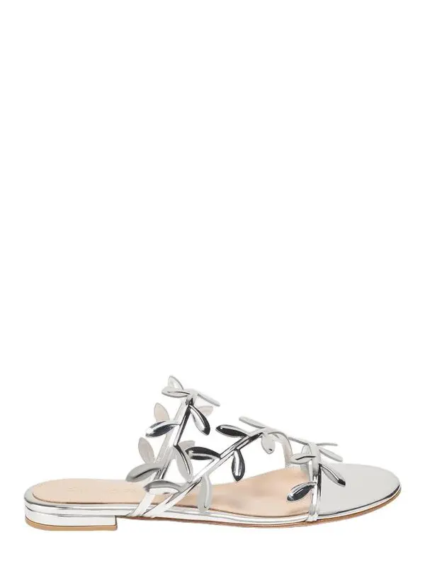 GIANVITO ROSSI Flavia Metallic Leather Flat Sandals - Silver