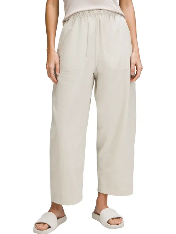 Lululemon Lightweight Mid-rise Barrel-leg Cropped Pant - Bone