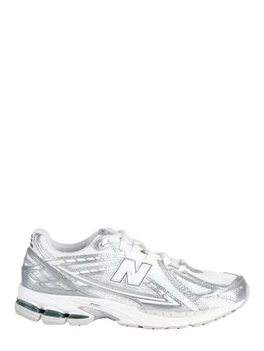 NEW BALANCE Low-top Sneakers - Silver