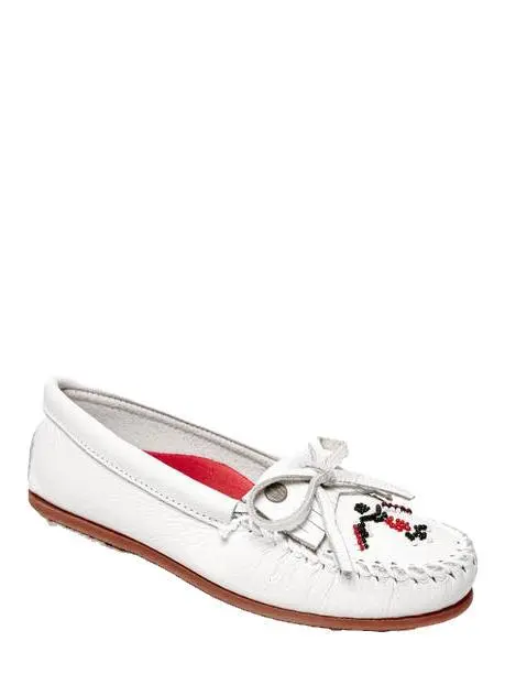 Minnetonka X Lucie Skjefte Thunderbird 'animikii' Slipper - White