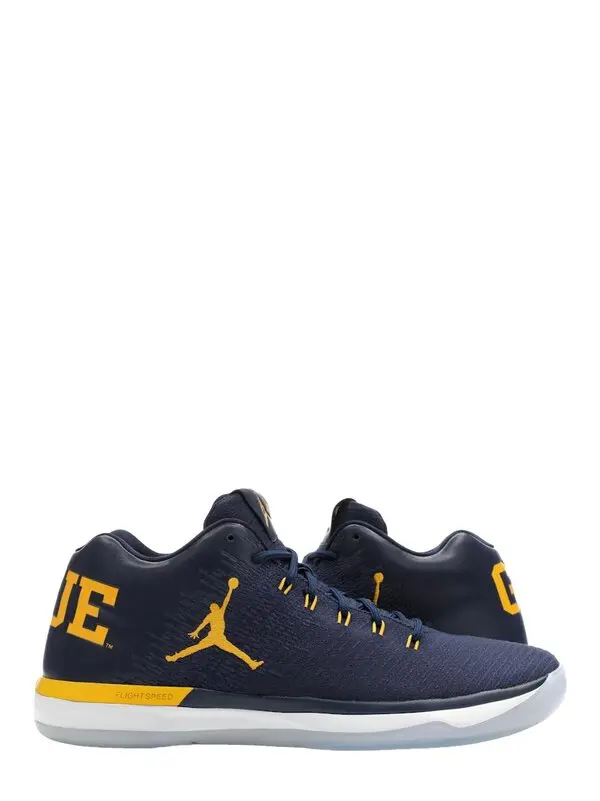 JORDAN Xxx1 Low Michigan Sneakers - College Navy Blue/amarillo